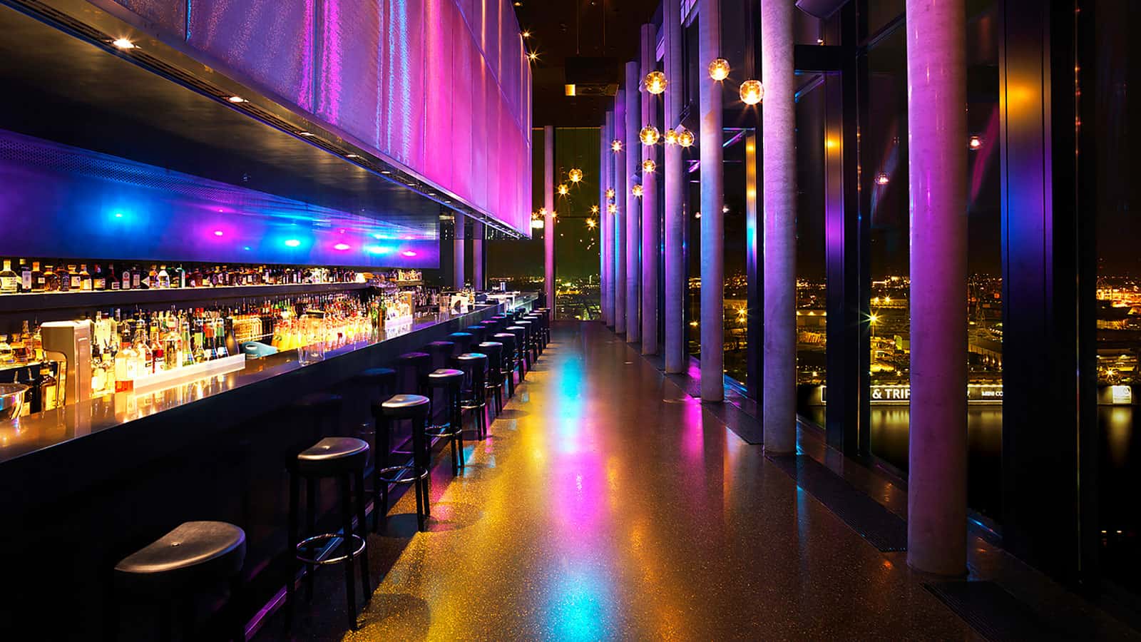 Coole Rooftop-Bars: Cocktails mit perfekter Aussicht - Entdecker